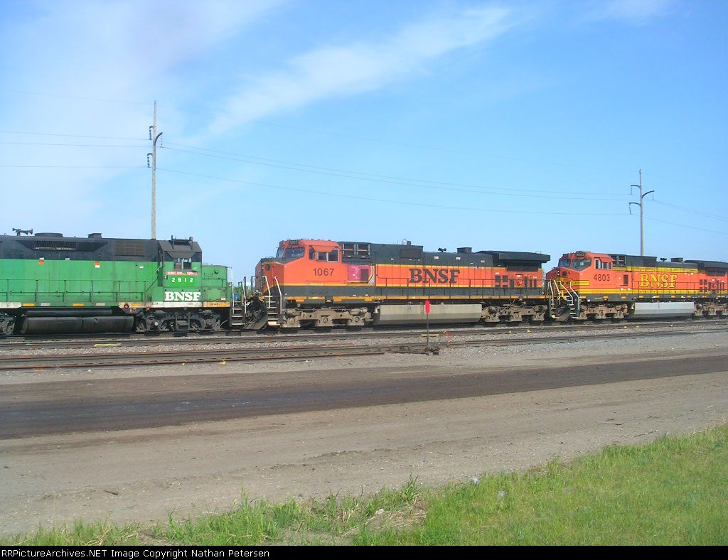 BNSF 1067